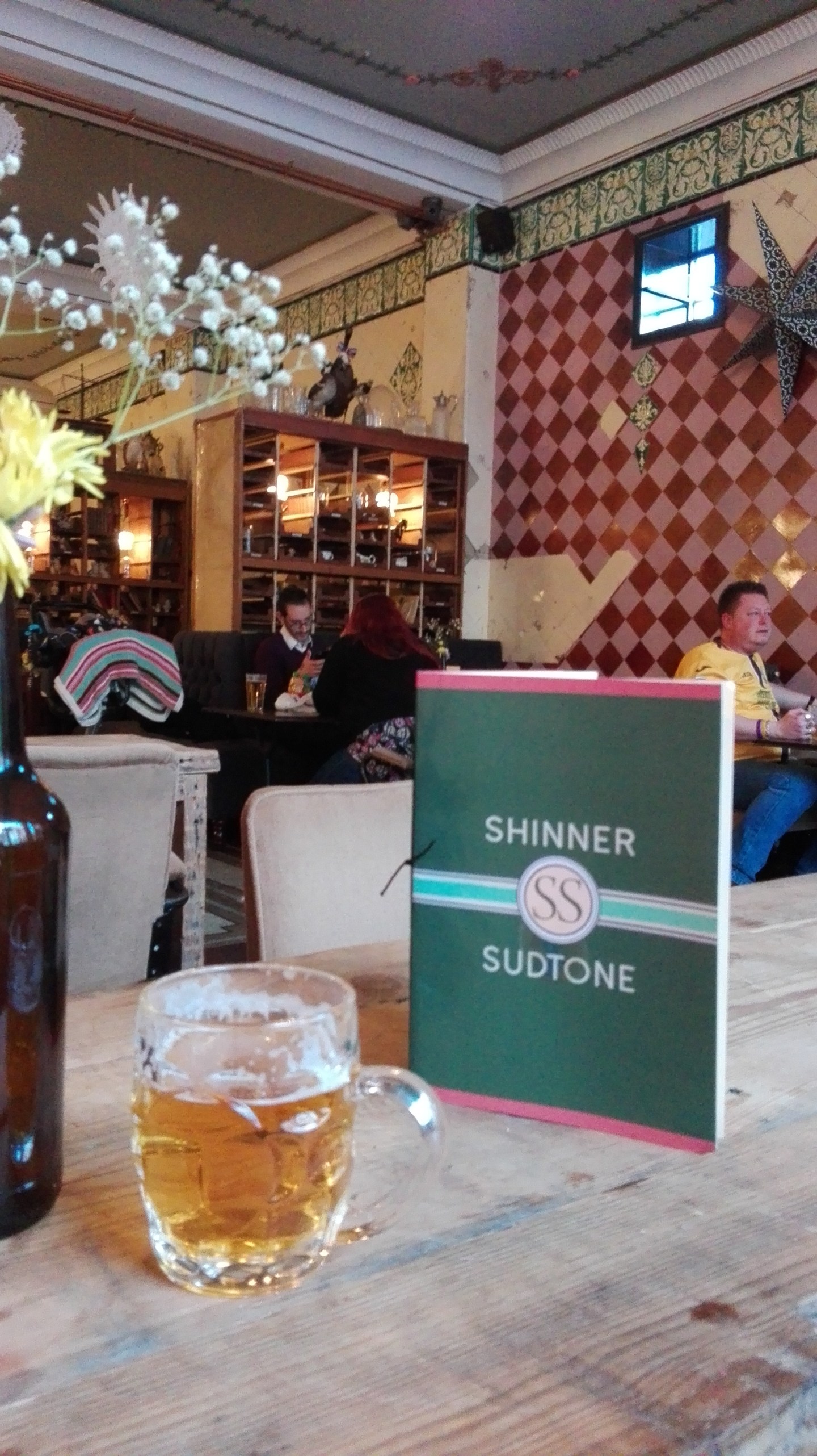 SUTTON – PRIDE, ANTICS AND HALF & HALF SCARVES – retiredmartin