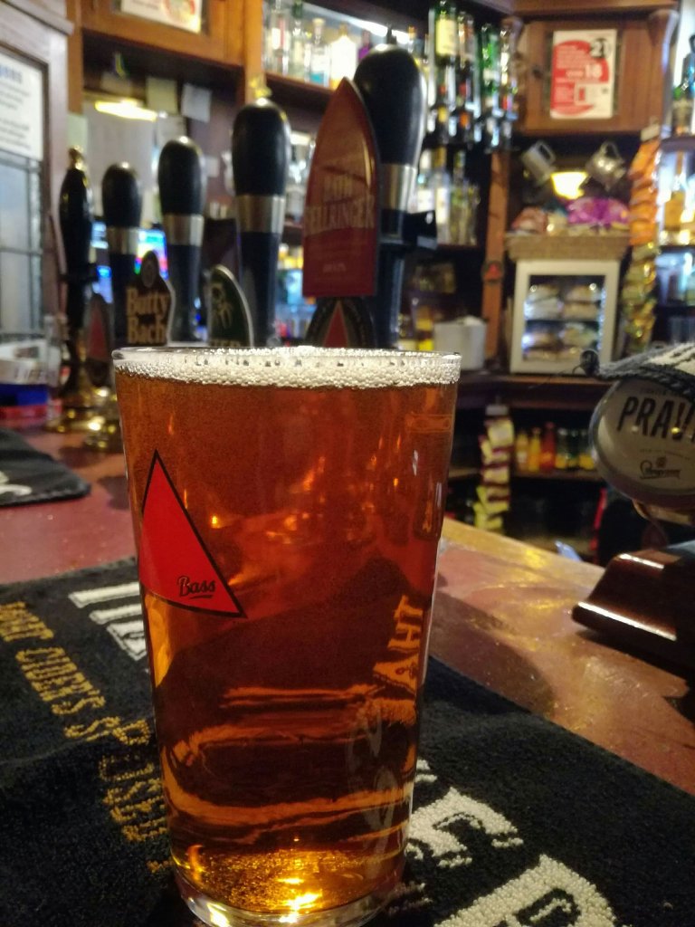 AN OFFICIAL BASS SHRINE – THE STAR INN, BATH – retiredmartin